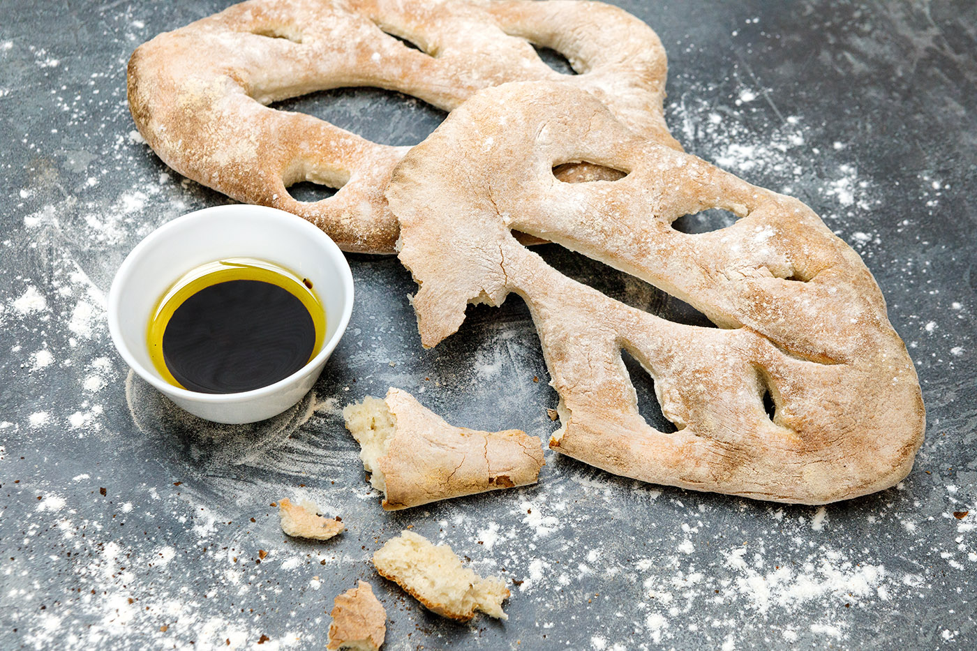 Baking in a Wood Fired Oven - How to guide